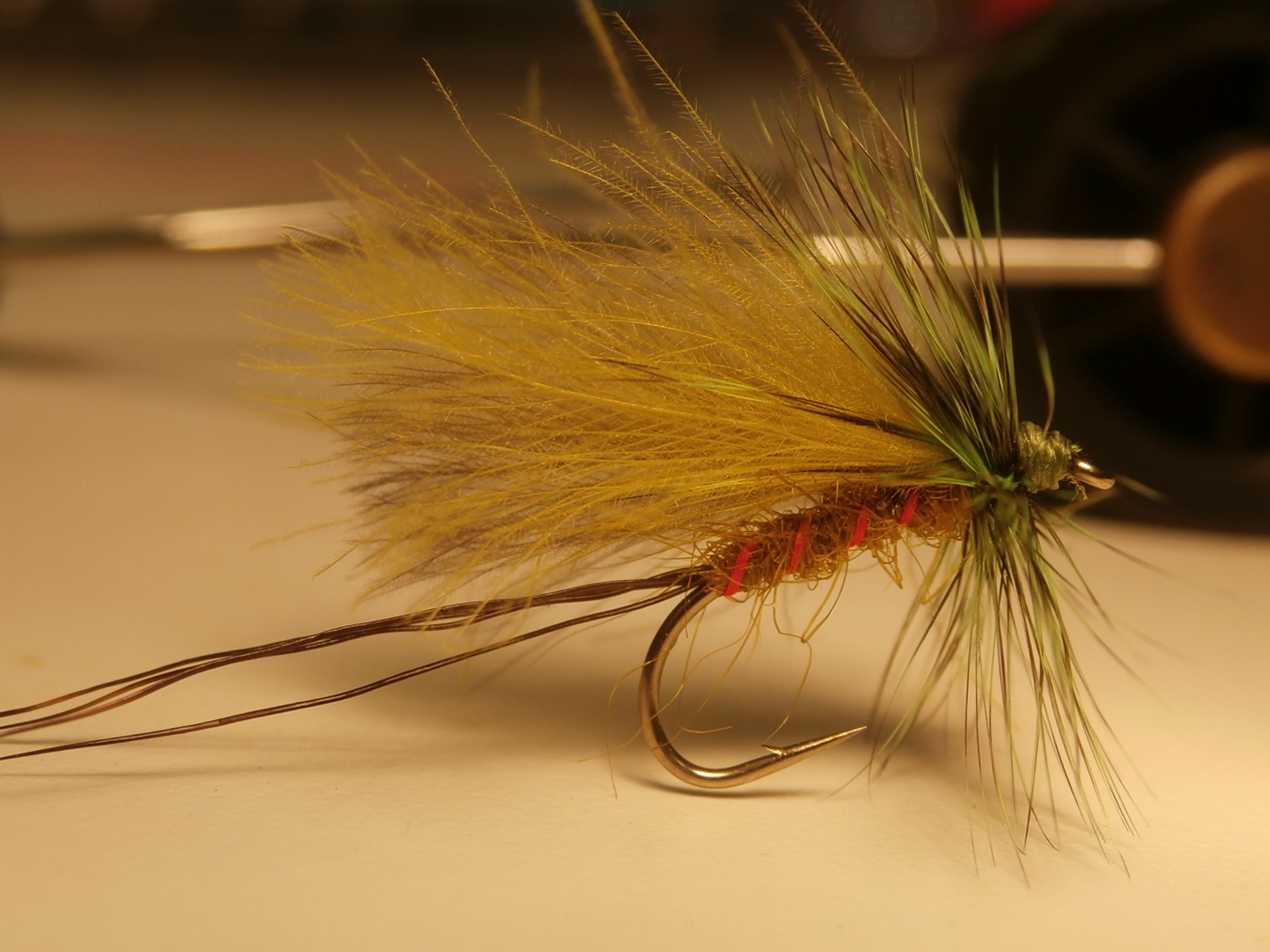 An easy mayfly pattern – Claretbumbler